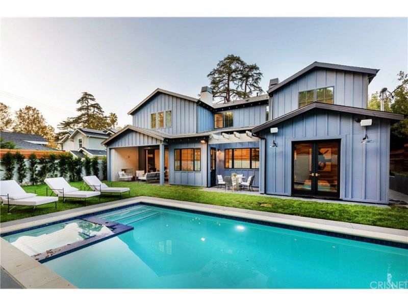 10 famosos que han comprado o vendido su casa en verano - yaencontre