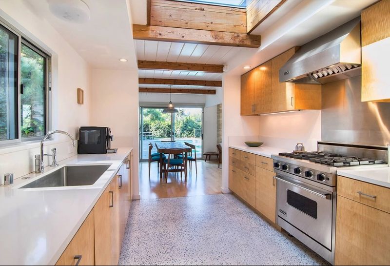 Ellen Page vende su mansión en Nicholas Canyon, L.A. por 2’1 millones ...